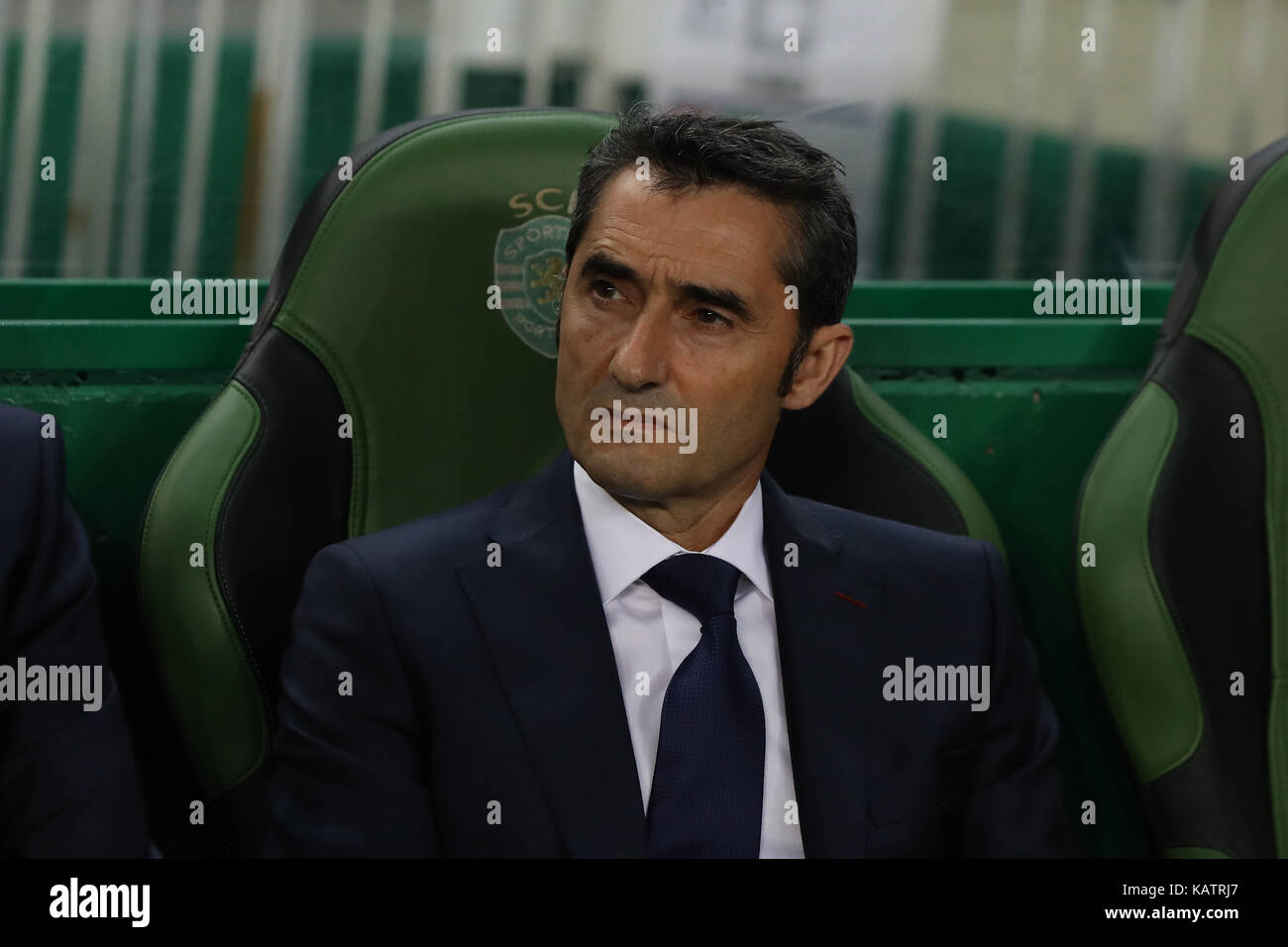 Sporting lisbon head coach hi-res stock photography and images - Alamy