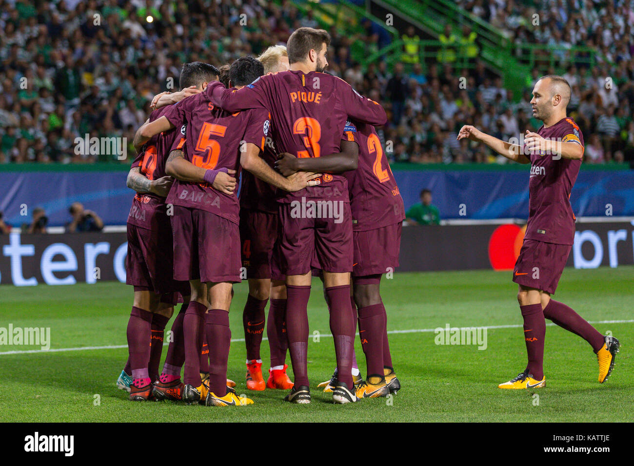 Lisbon, Portugal. 27th Sep, 2017. Barcelona's players celebrating after ...