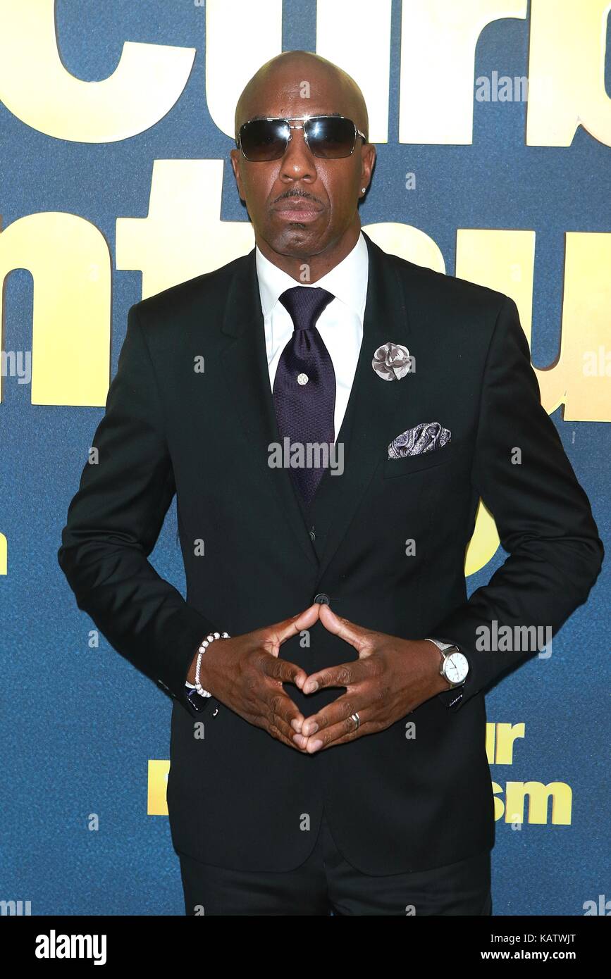 Jb smoove curb hi-res stock photography and images - Alamy