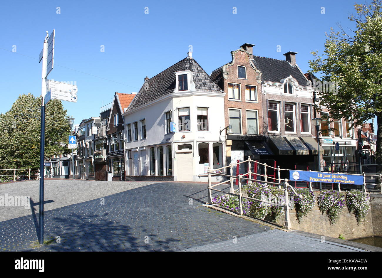 Historic buildings in friesland hi-res stock photography and images - Alamy