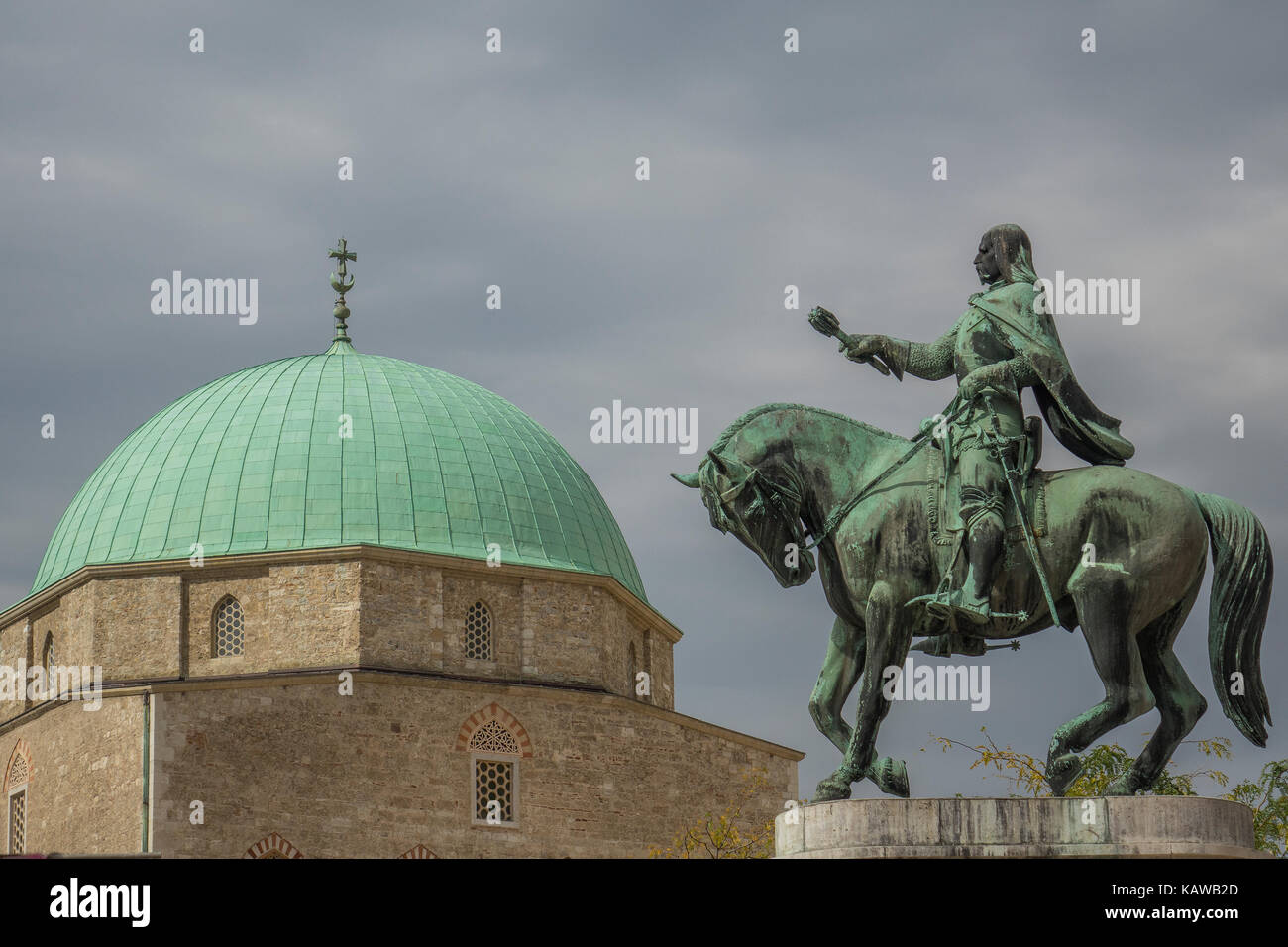 Pecs statue hi-res stock photography and images - Alamy