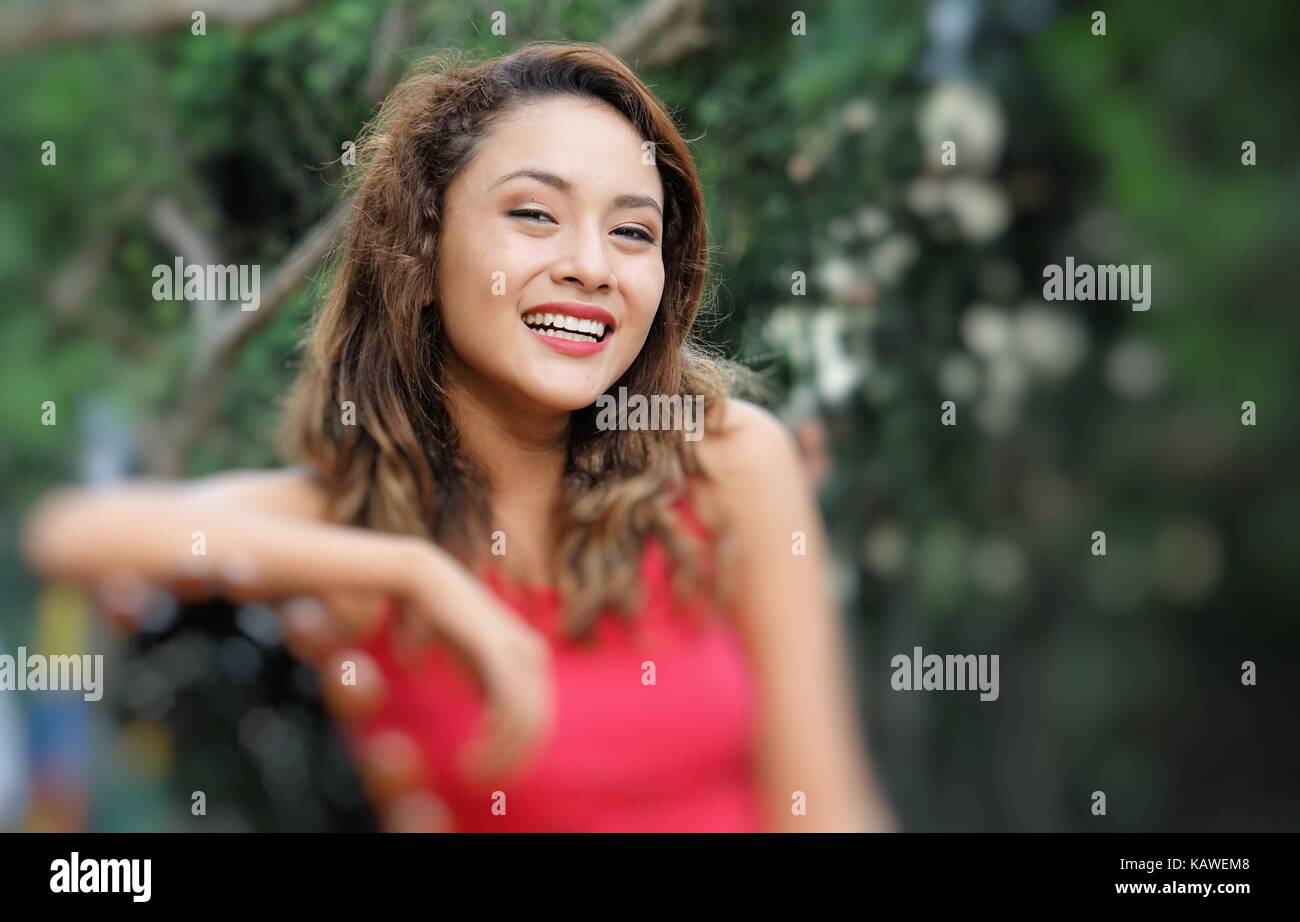 Gorgeous spanish woman hi-res stock photography and images - Alamy