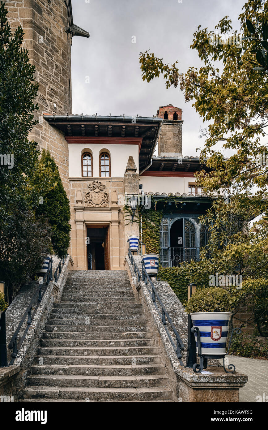 Hotel Castillo El Collado in the medieval village of Laguardia, Rioja ...