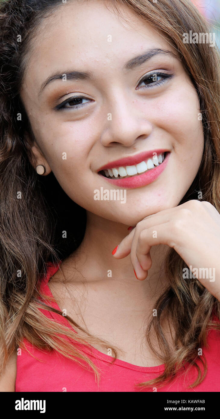 Peruvian Female Smiling Stock Photo - Alamy