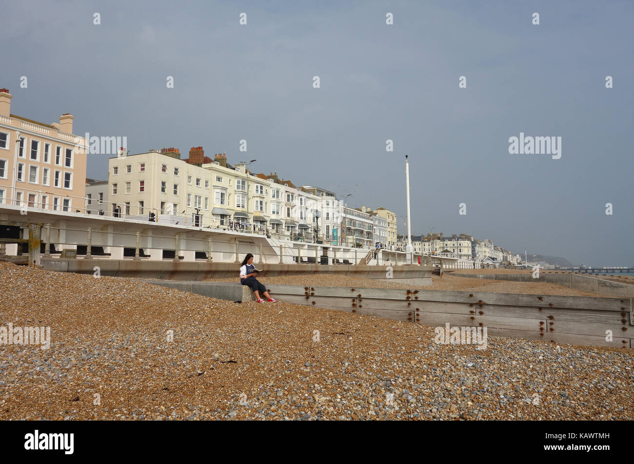 Hastings beach and seafront, Sussex, England Stock Photo - Alamy