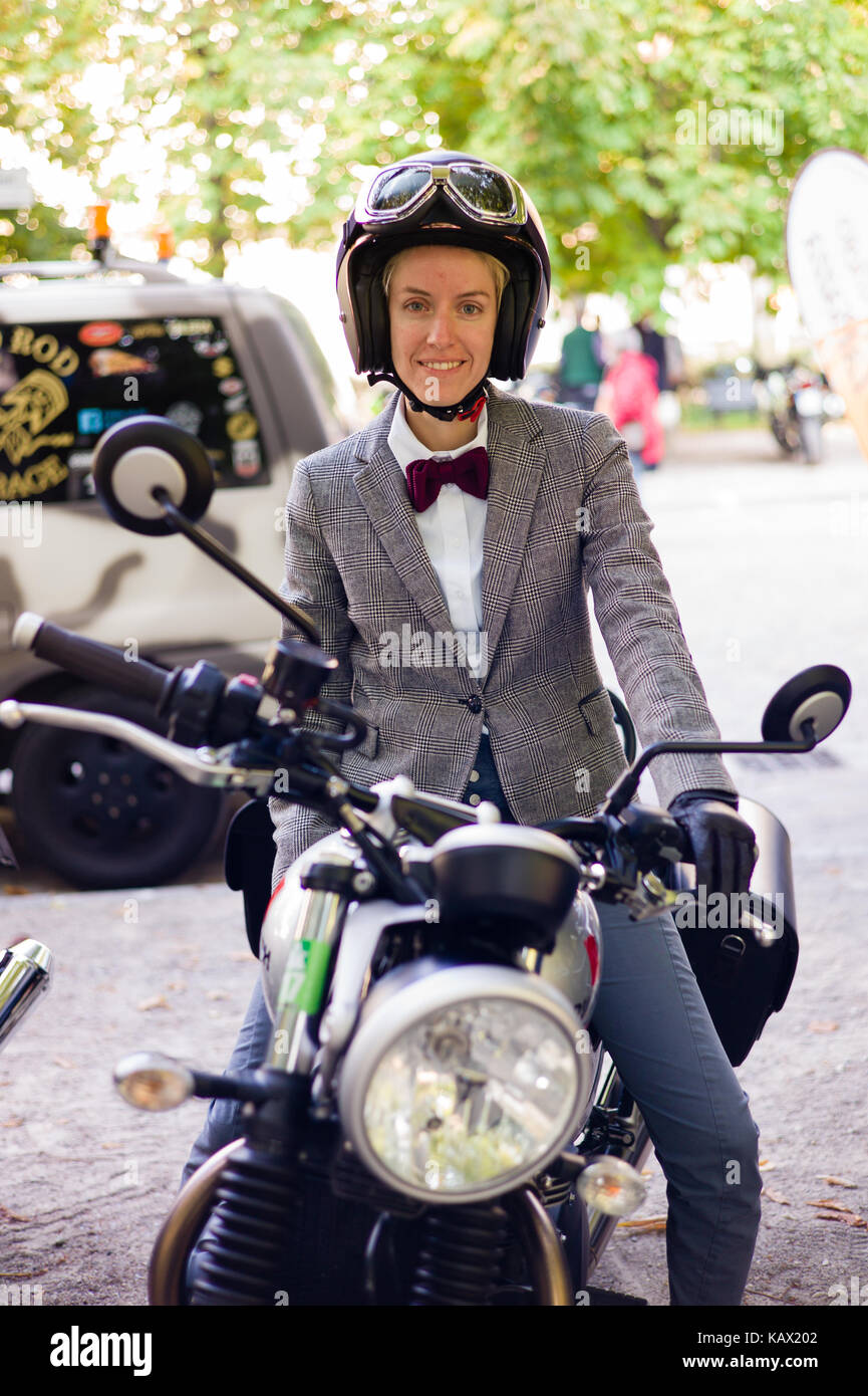 Distinguished gentleman hi-res stock photography and images - Alamy