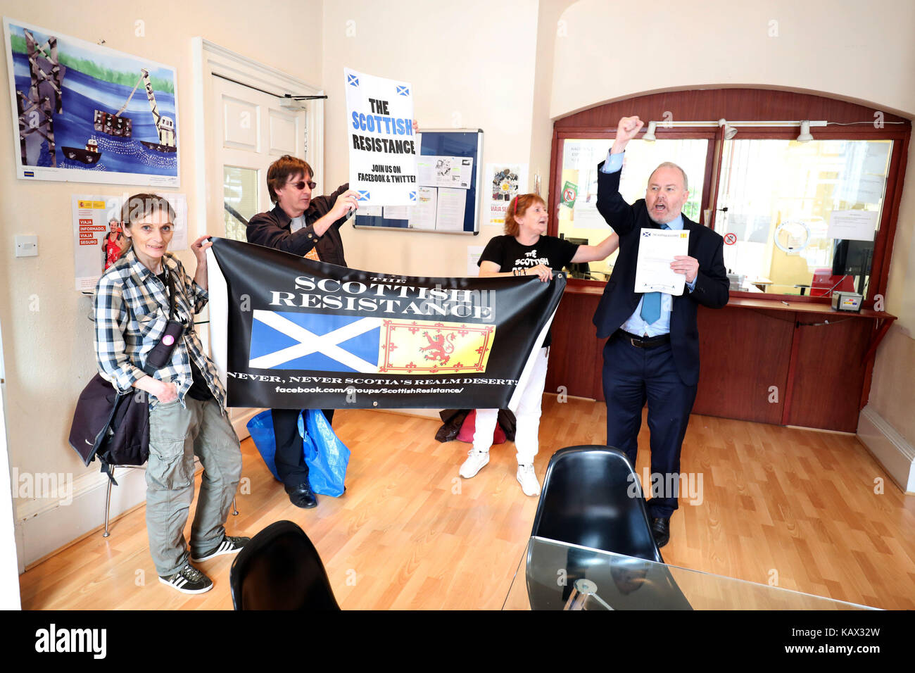 Members of the Scottish Resistance group inside the Spanish Consulate ...