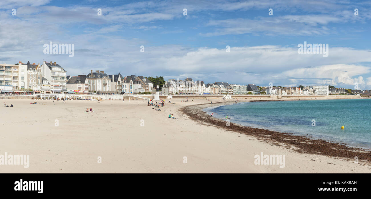 Panoramic view of the beach and the waterfront villas at Quiberon ...