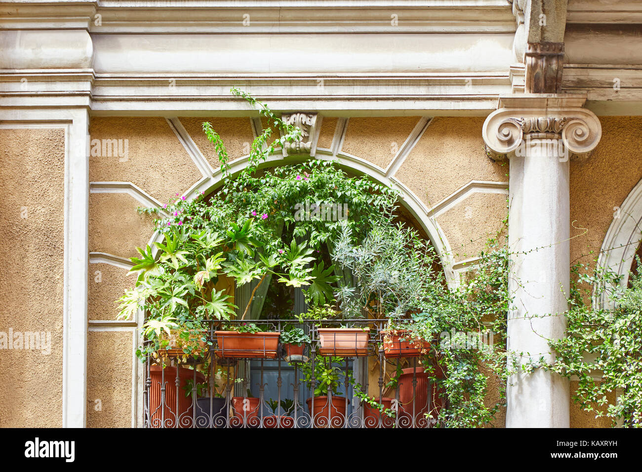 Milan garden terrace hi-res stock photography and images - Alamy