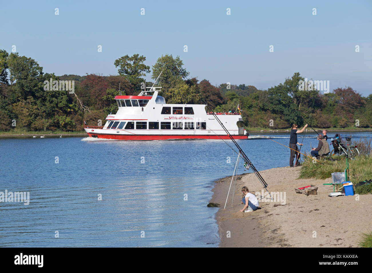 Wikinger boat hi-res stock photography and images - Alamy