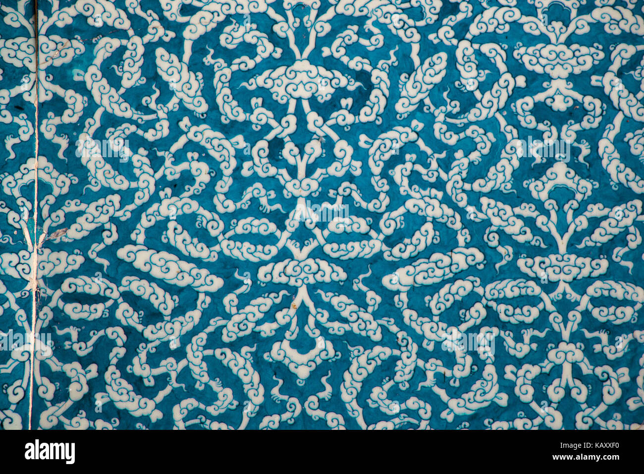 Ottoman time Turkish Tiles with patterns Stock Photo - Alamy