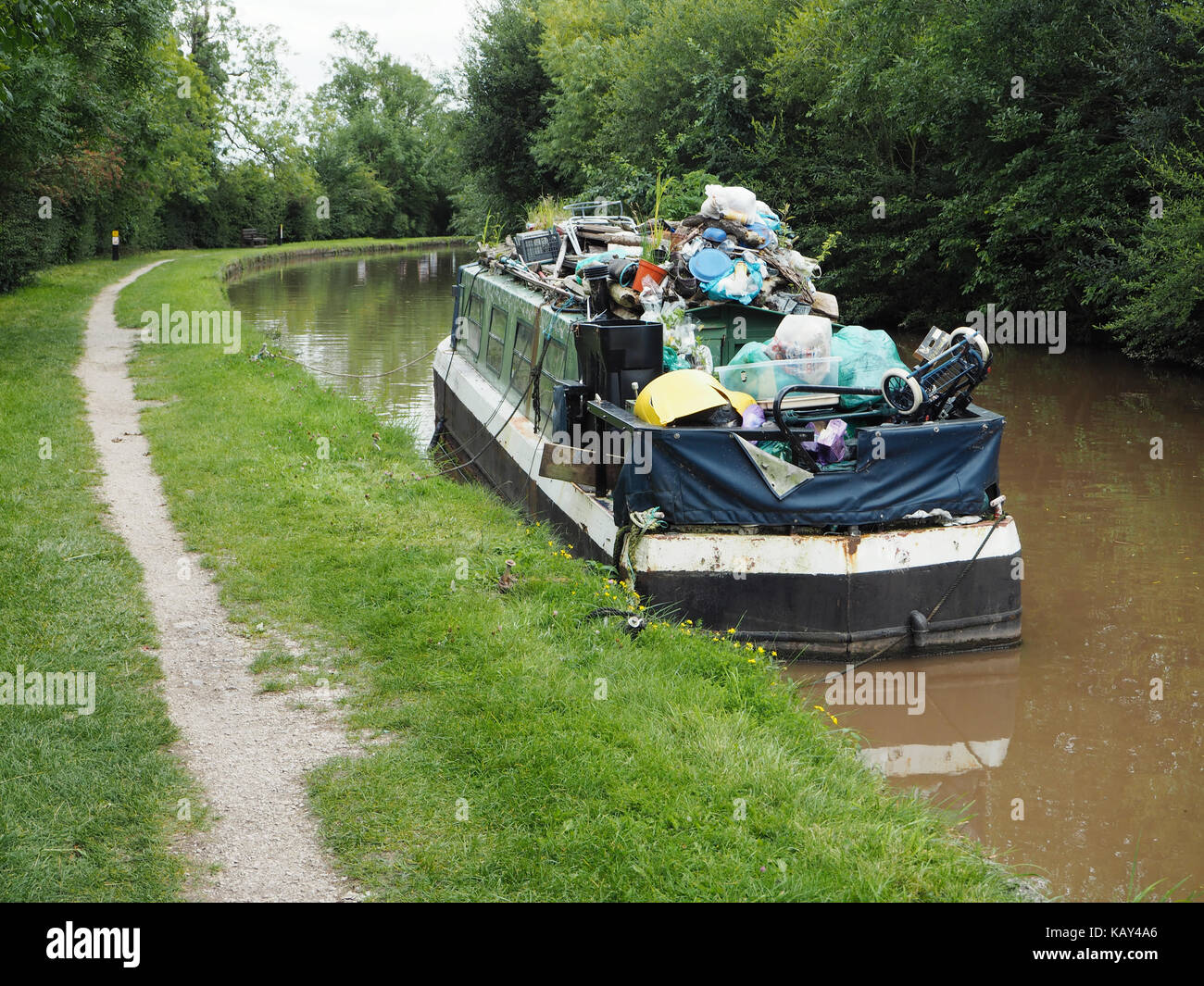 Hoarder hi-res stock photography and images - Alamy