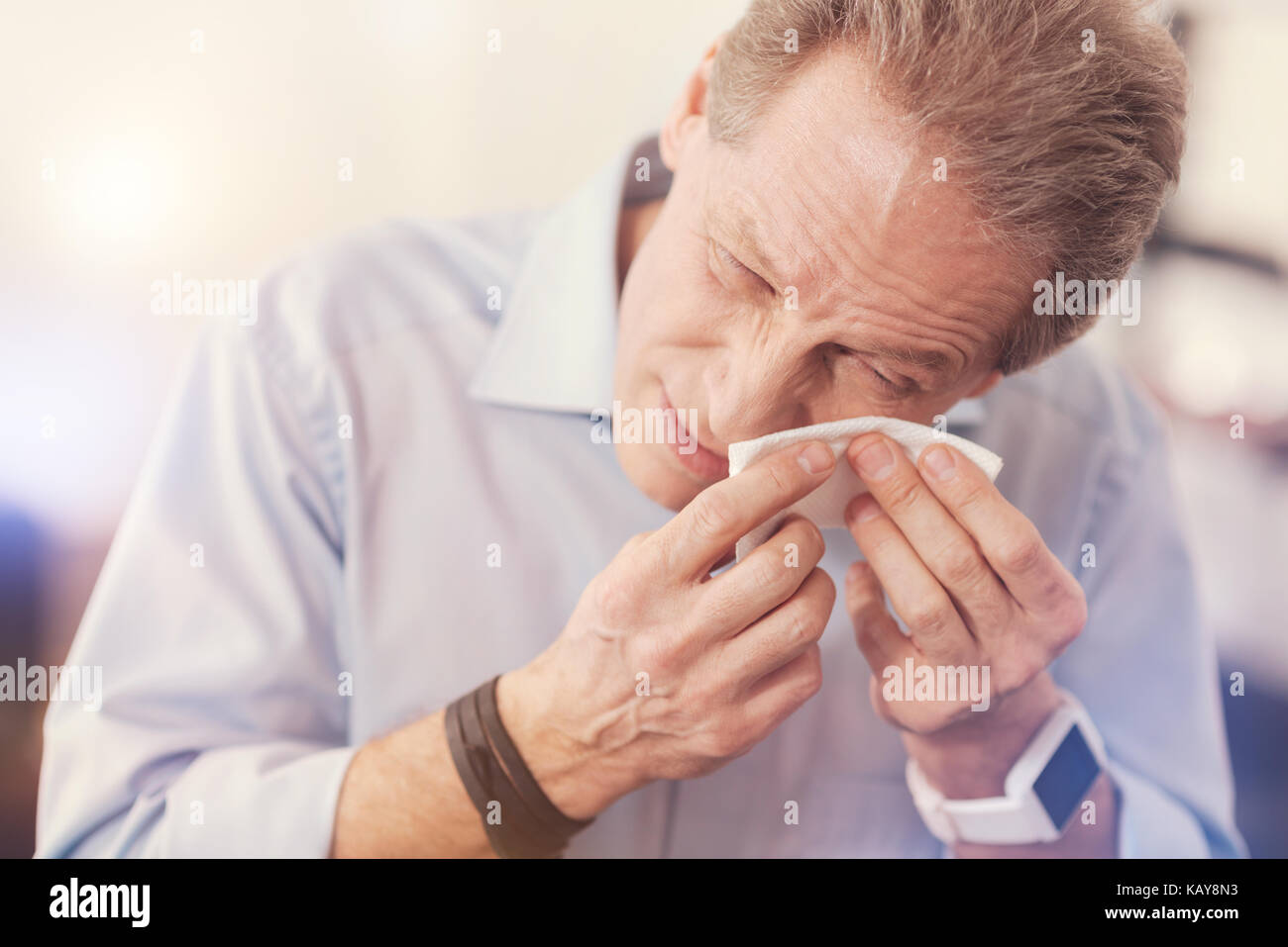 Eyewinker hi-res stock photography and images - Alamy