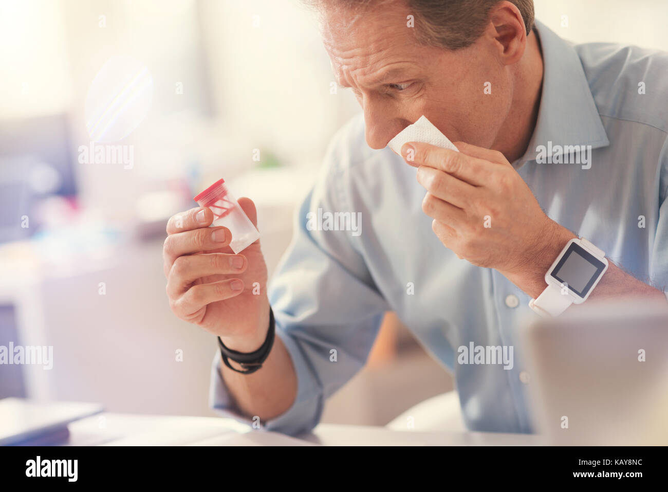 Unhealthy man work hi-res stock photography and images - Alamy