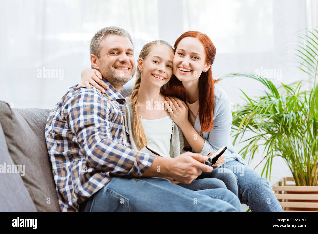 Teenager family life hi-res stock photography and images - Alamy