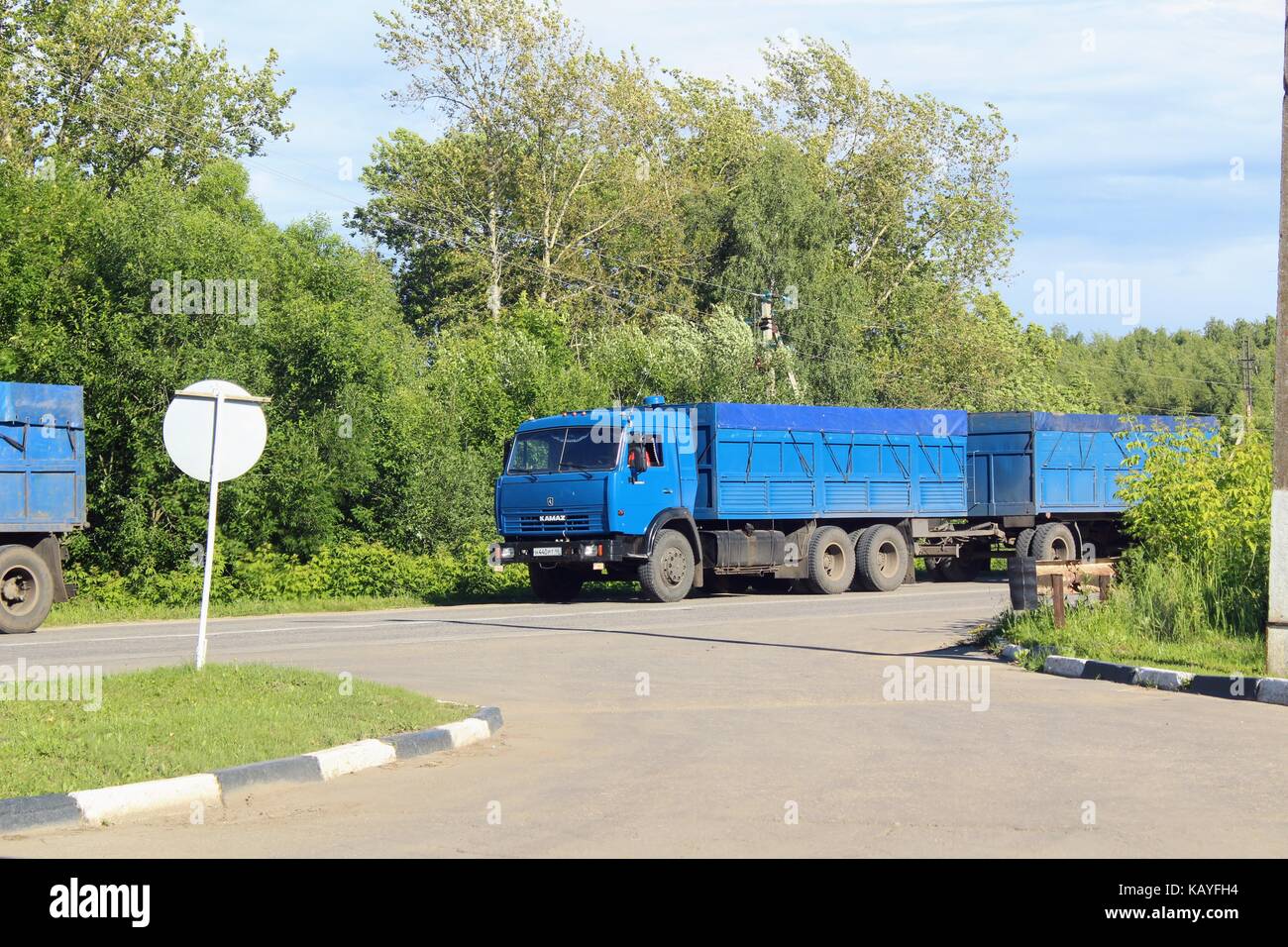 Kamaz truck hi-res stock photography and images - Alamy