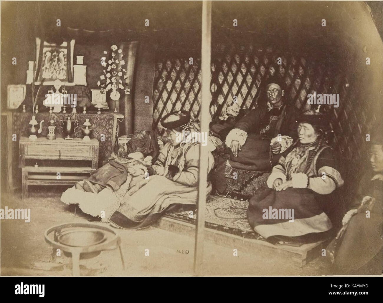 Yourte hi-res stock photography and images - Alamy