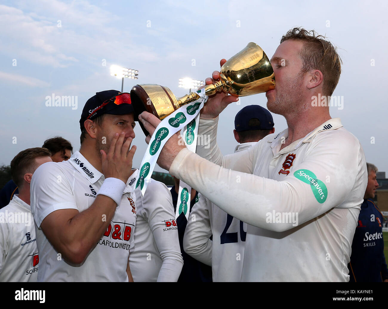 Division 1 championship trophy hi-res stock photography and images - Alamy