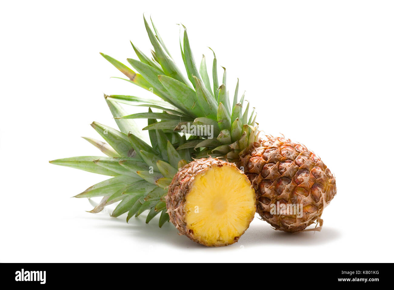 Fresh pineapple hi-res stock photography and images - Alamy