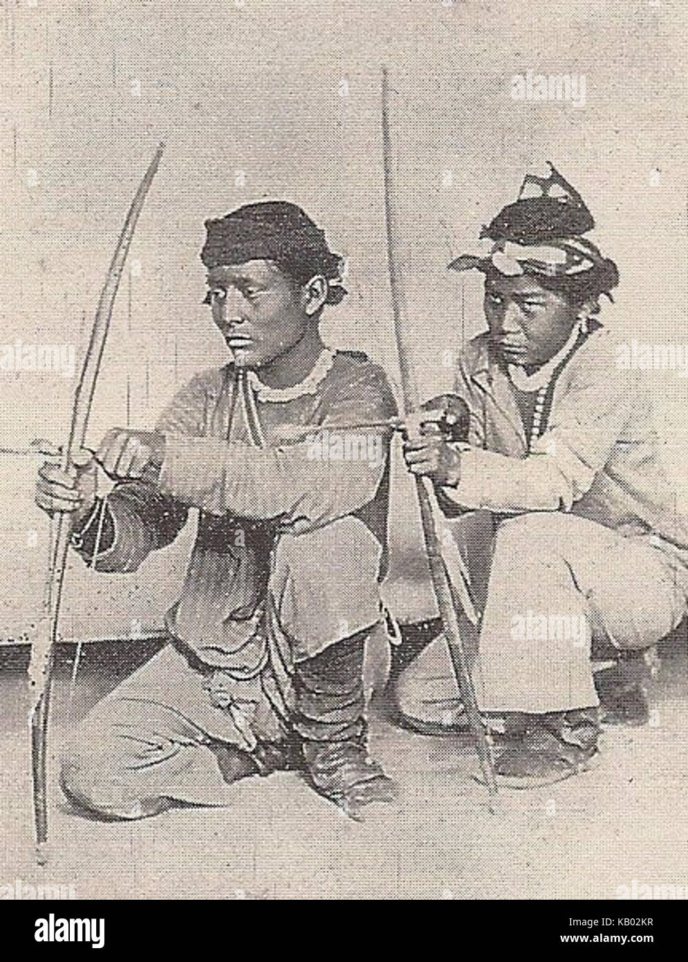 Two arrows painting hi-res stock photography and images - Alamy