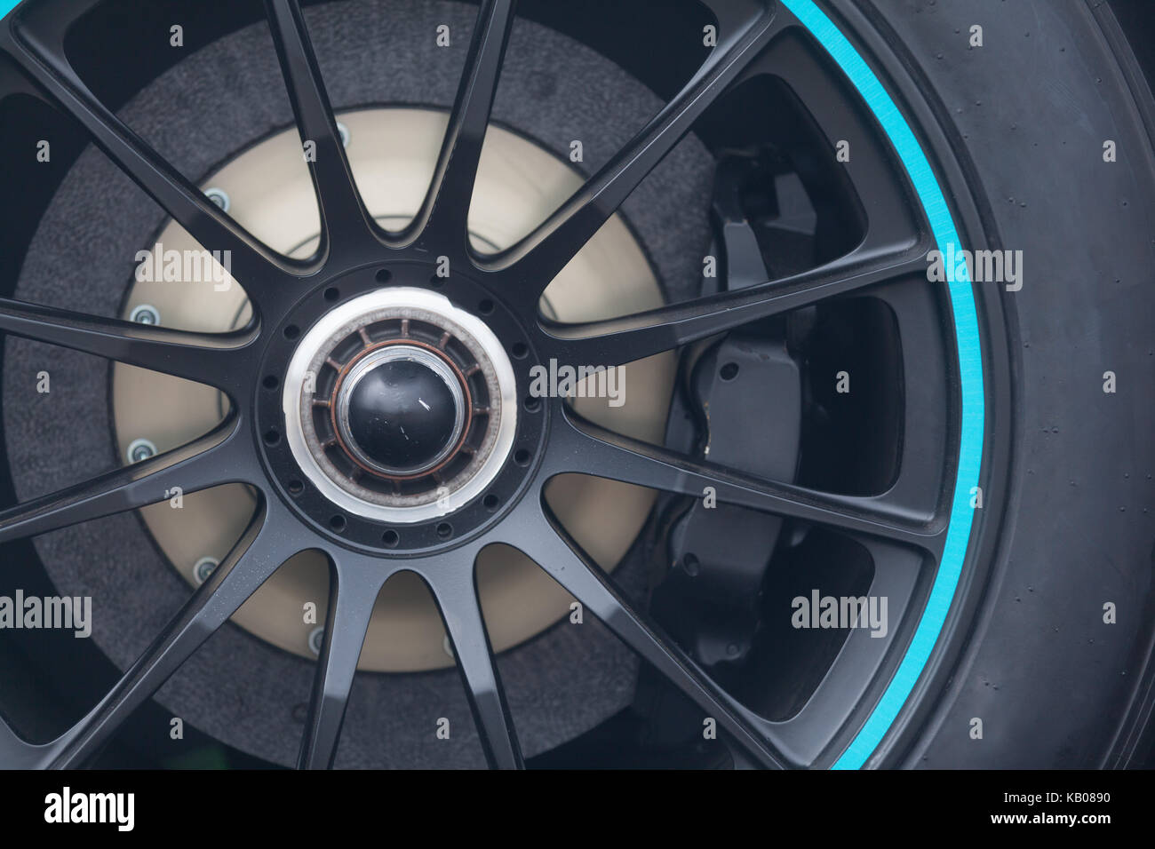 Close up of rims from a sports car Stock Photo - Alamy