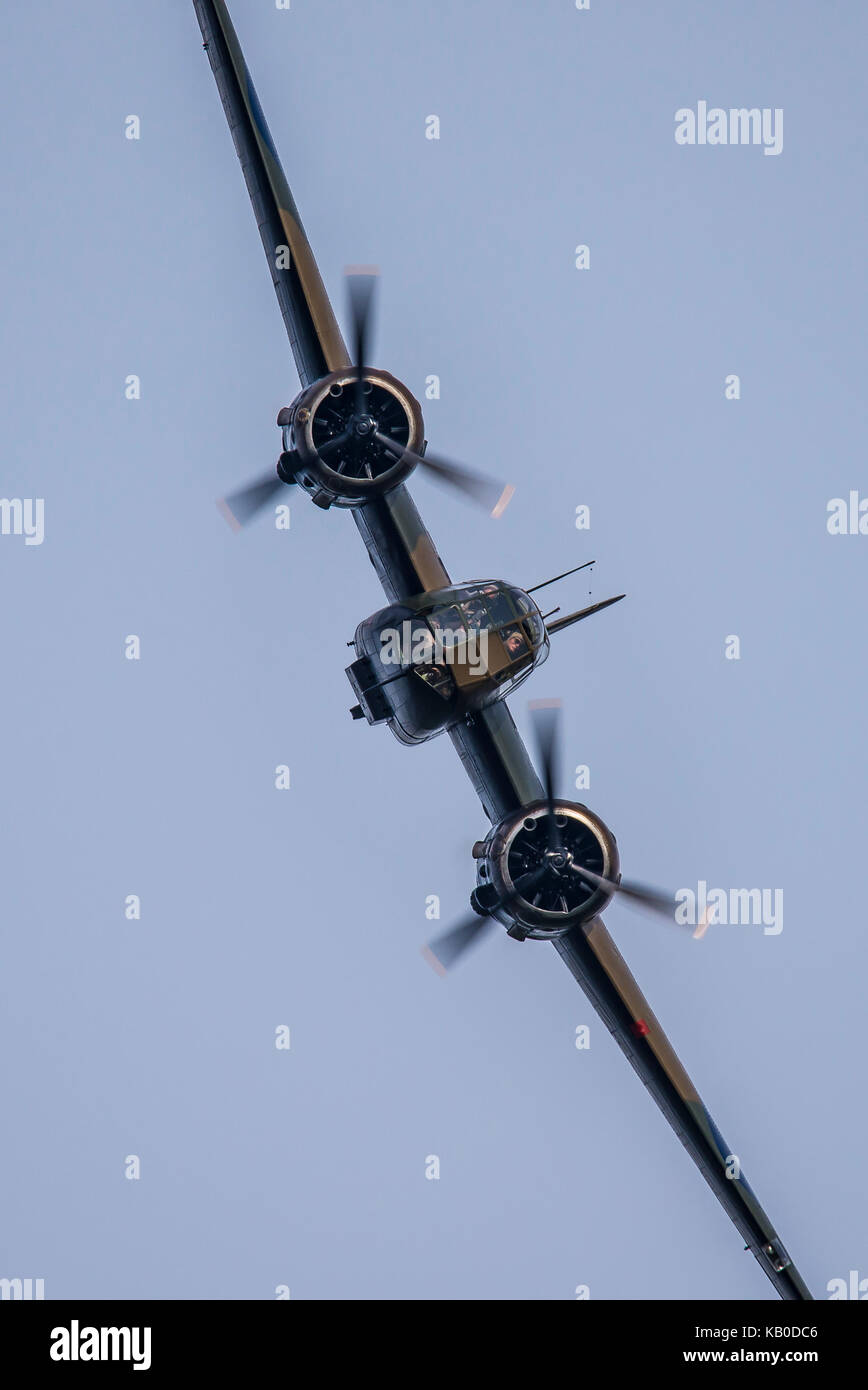 Bristol Blenheim flown by John Romain of the Aircraft Restoration ...