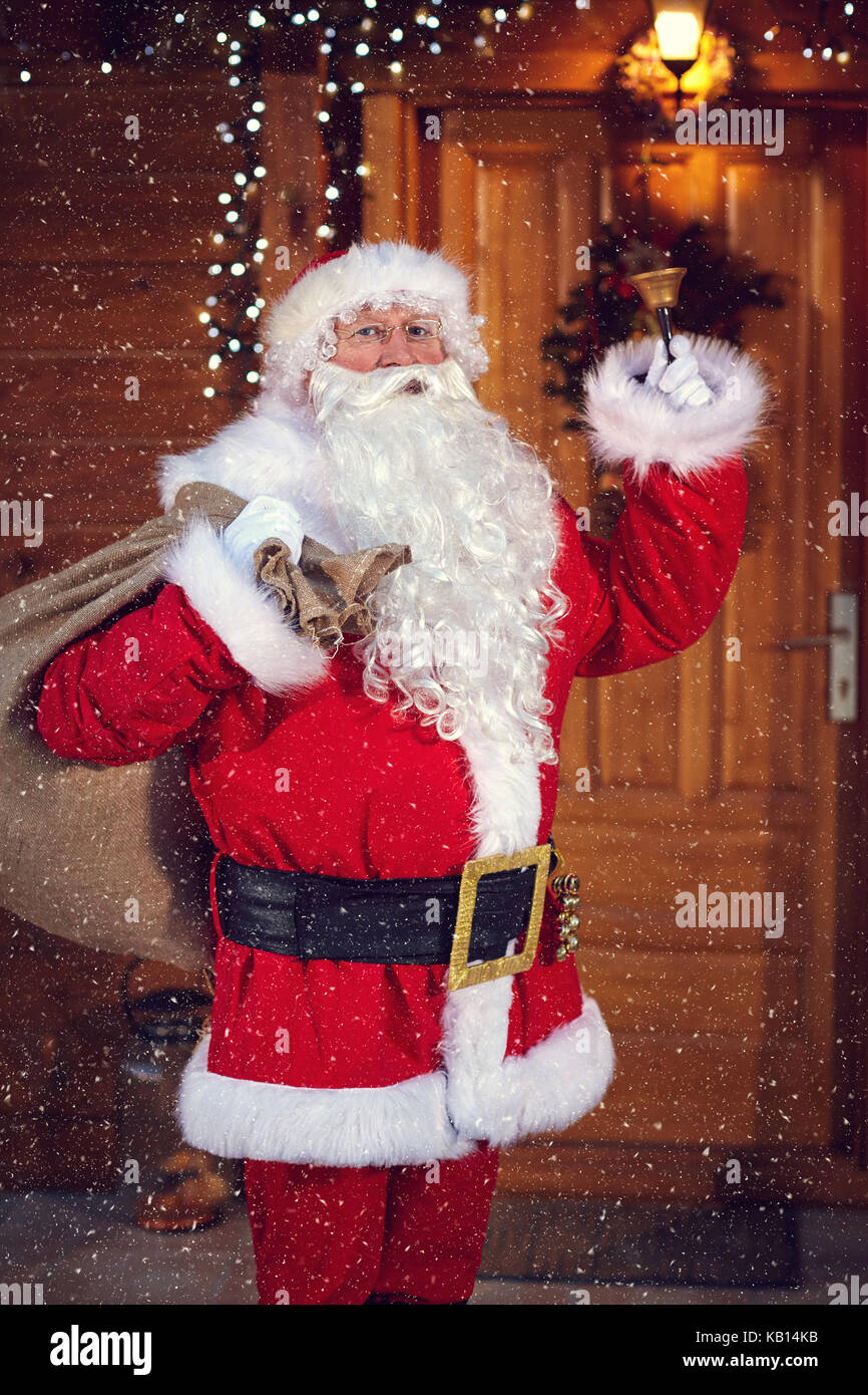 Real santa claus hi-res stock photography and images - Alamy