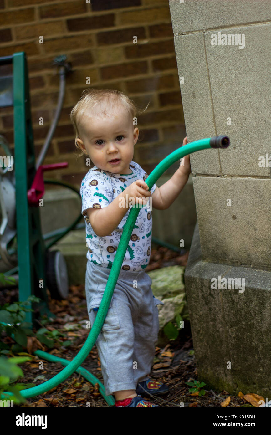 Baby children hi-res stock photography and images - Alamy