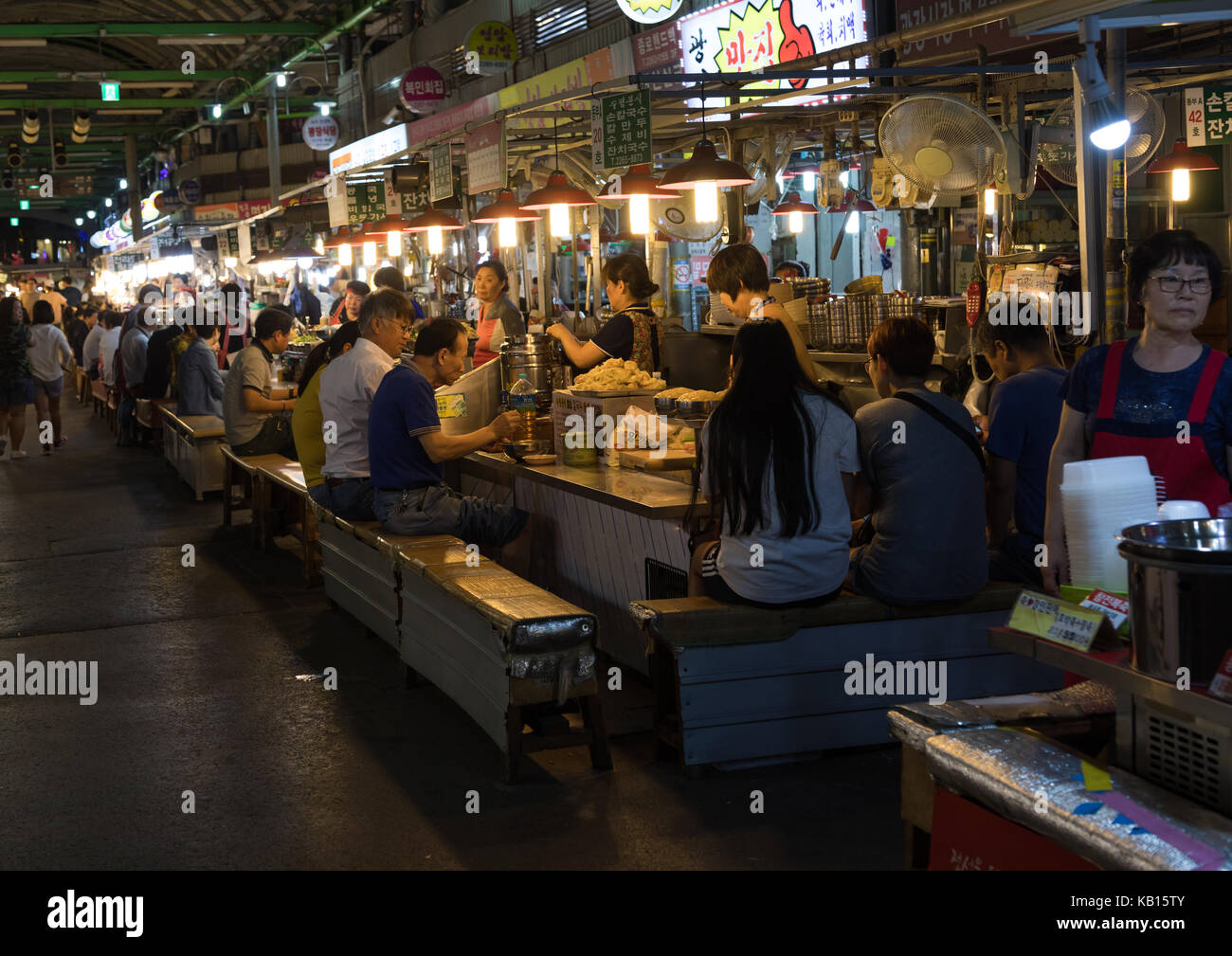 Night street food, National Capital Area, Seoul, South Korea Stock ...