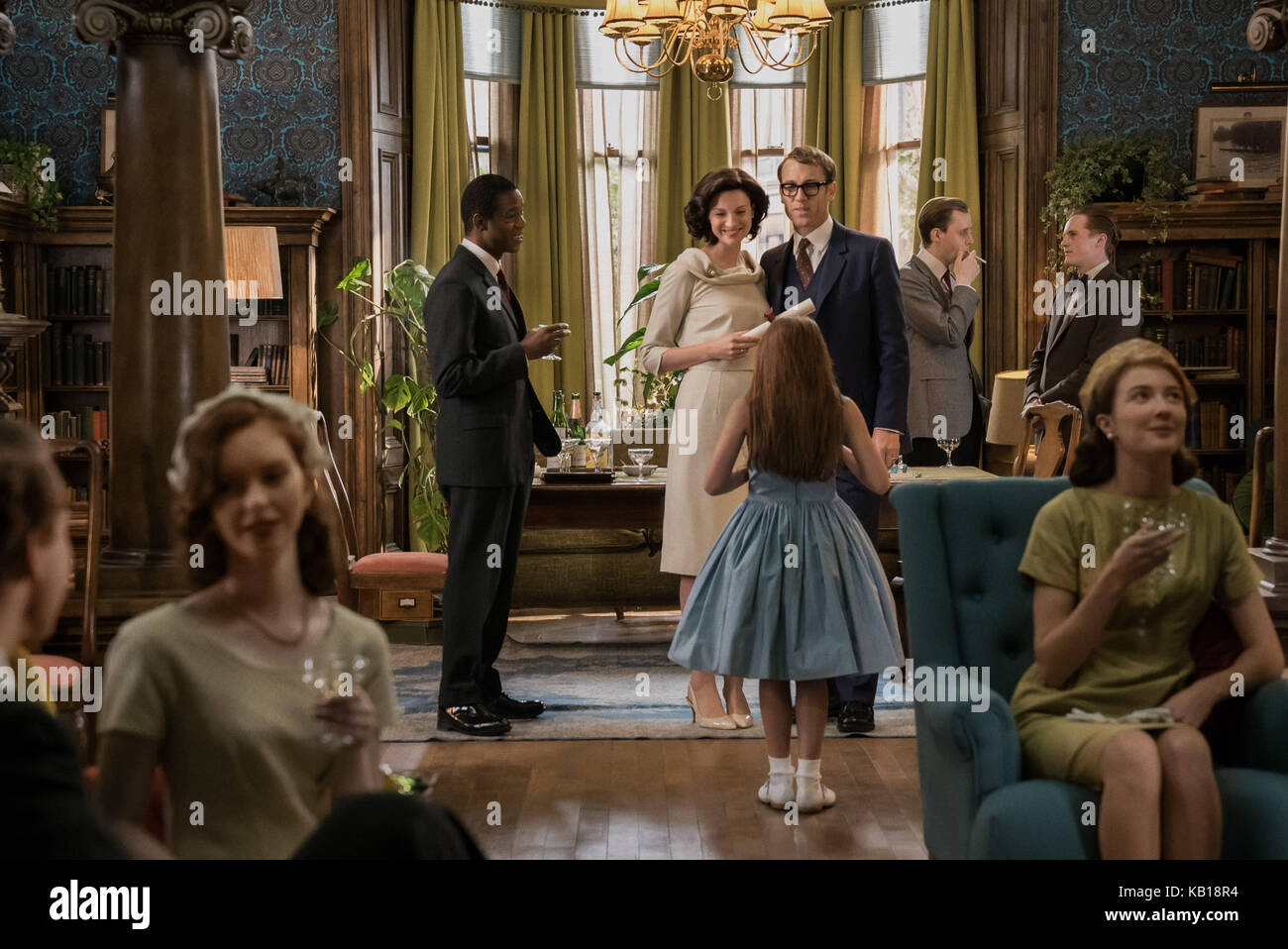 OUTLANDER, l-r: Wil Johnson, Caitriona Balfe, Gemma Fray (back to ...