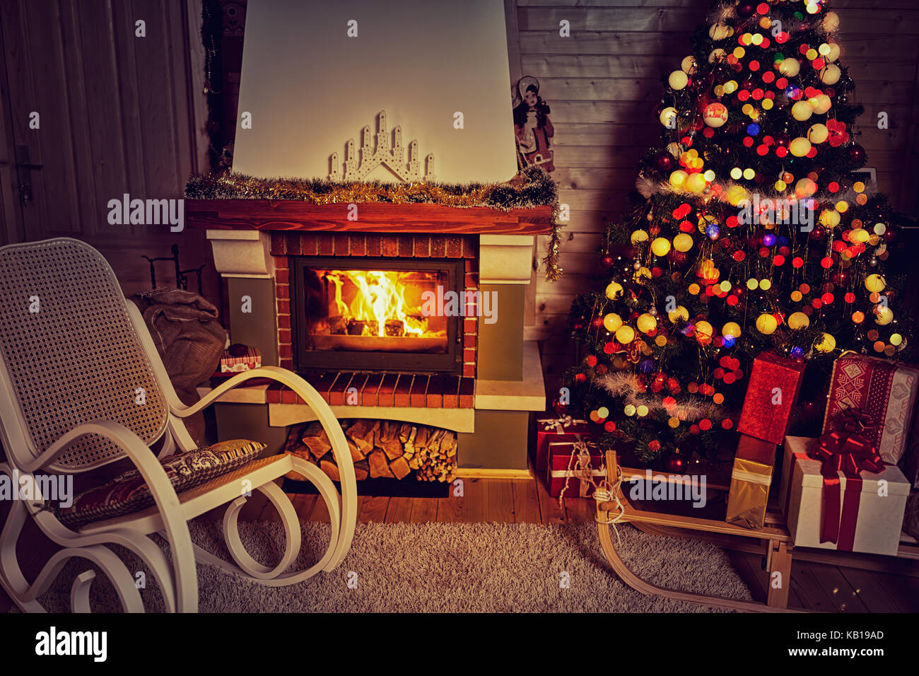 Warm atmosphere hi-res stock photography and images - Alamy
