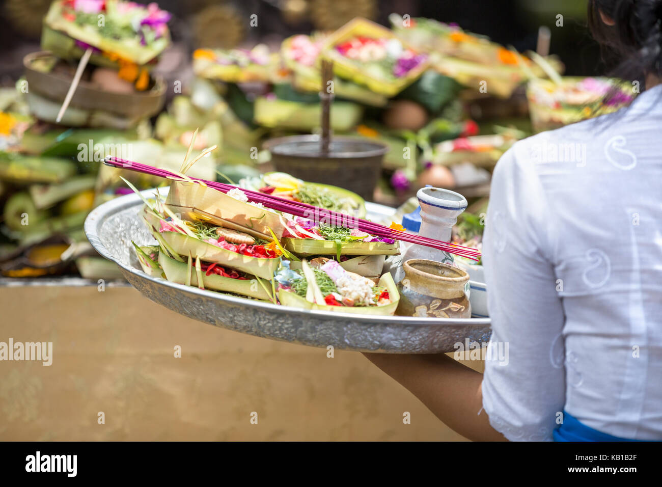 Praying to hindu god hi-res stock photography and images - Alamy