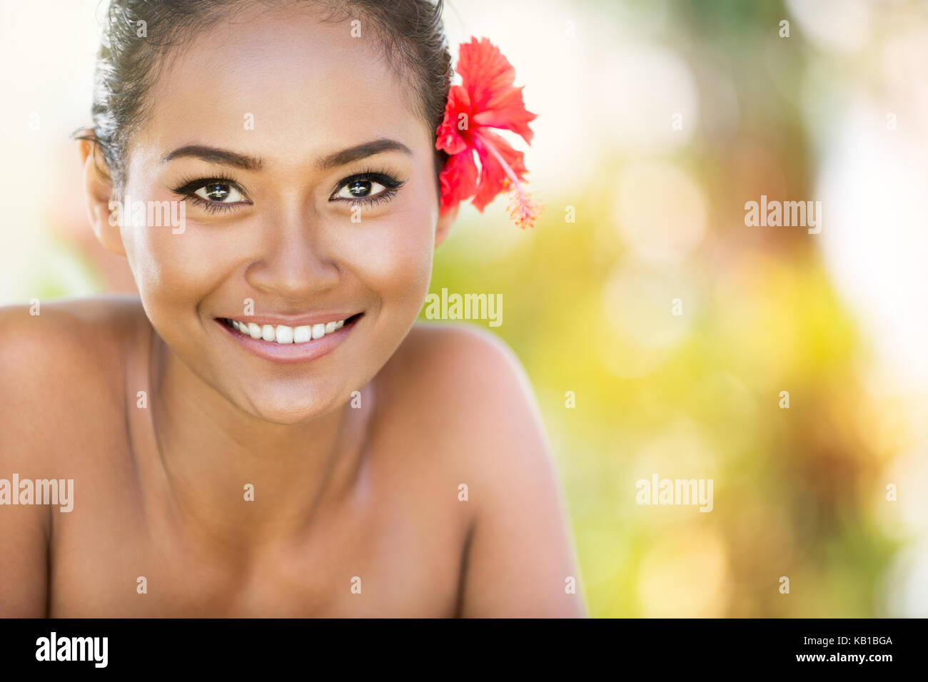 Beautiful balinese woman hi-res stock photography and images - Alamy
