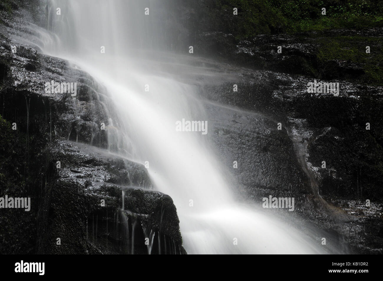 Many falls hi-res stock photography and images - Alamy
