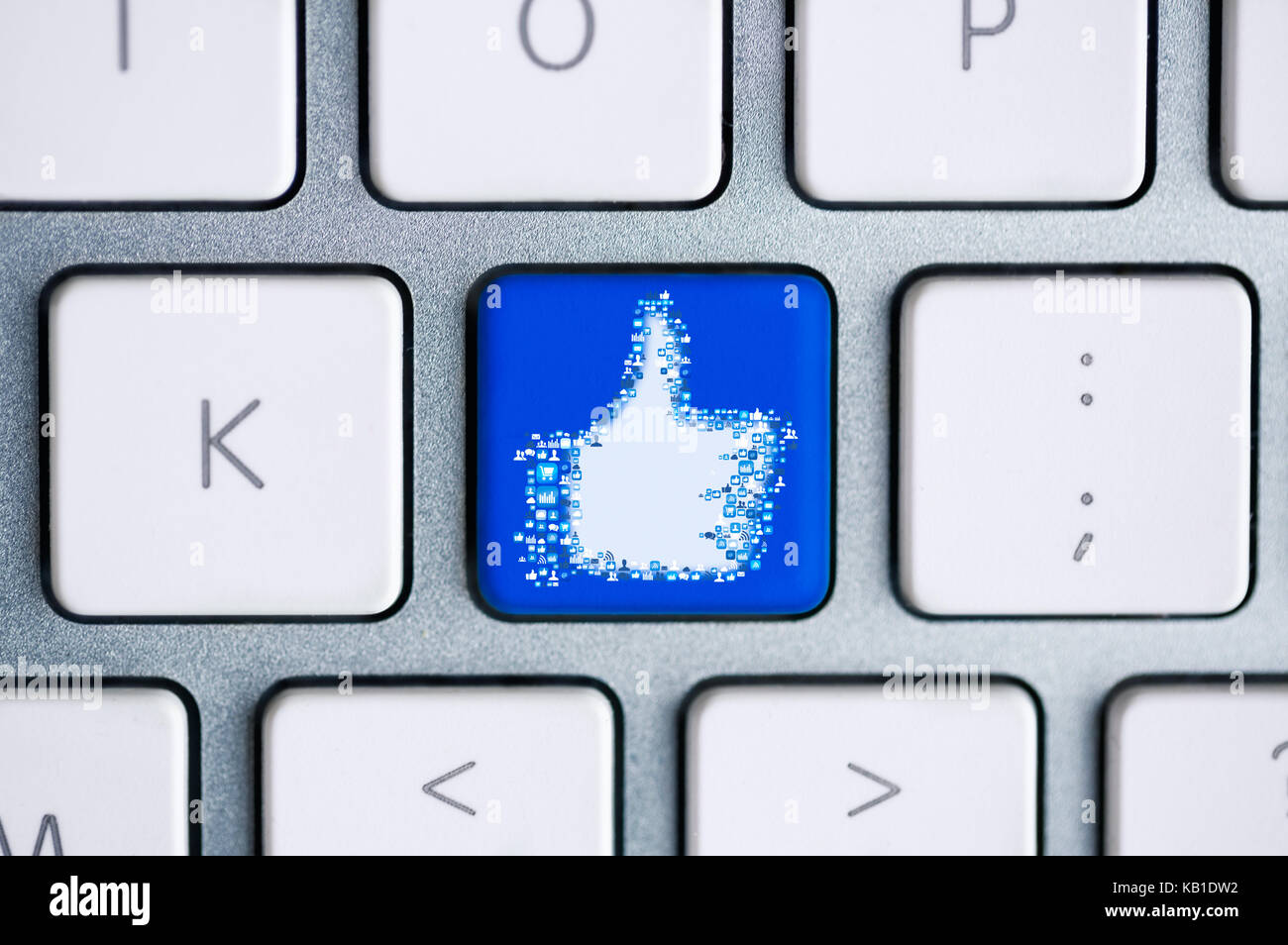 Thumbs up icon hi-res stock photography and images - Alamy