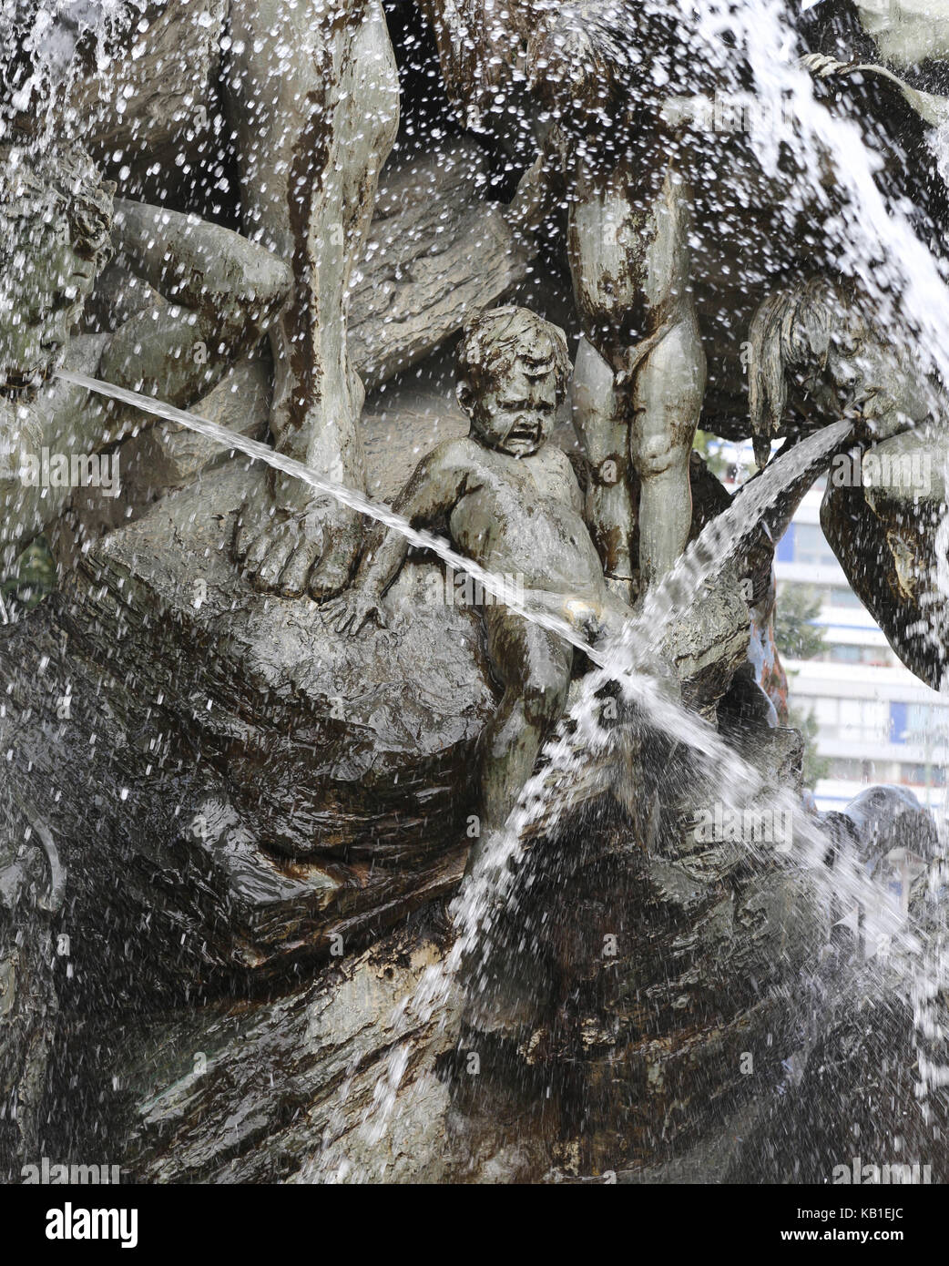 Crying fountain hi-res stock photography and images - Alamy