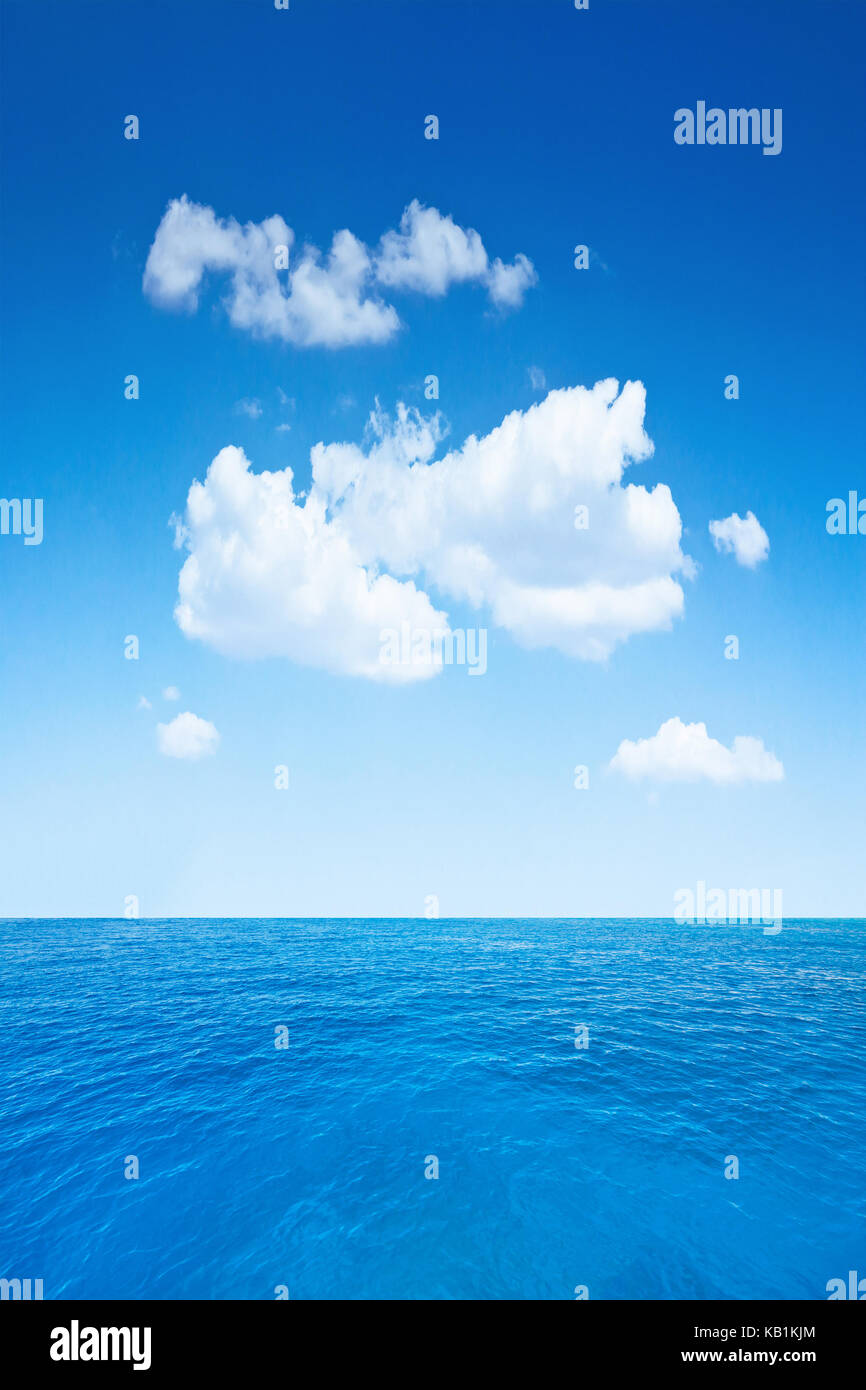 Cloudy sky and ocean Stock Photo - Alamy
