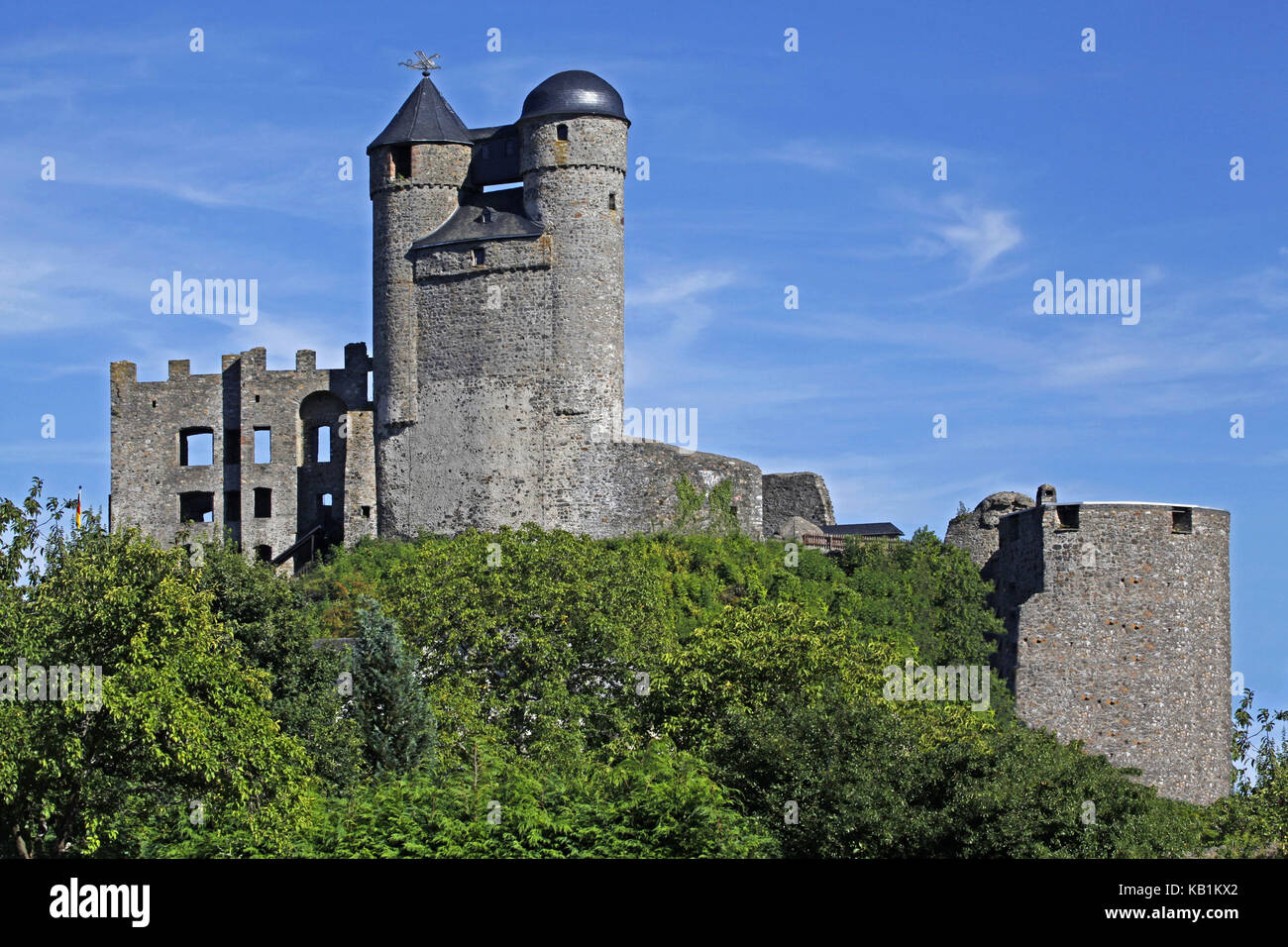 Germany, Hessia, grab stone, castle, builds after 1226 by Messrs. von ...