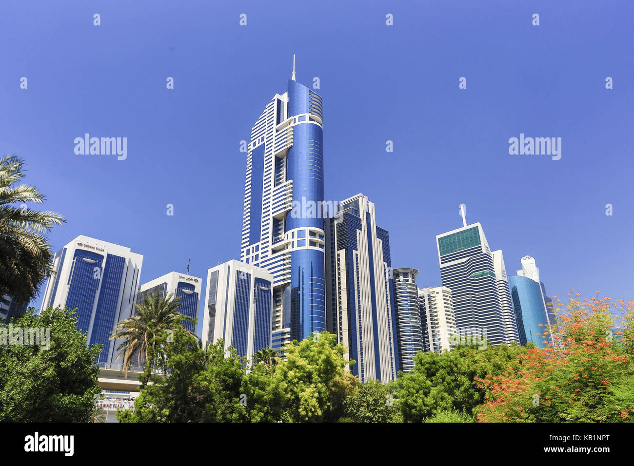 Building along the sheikh Zayed Strasse, Dubai Stock Photo - Alamy