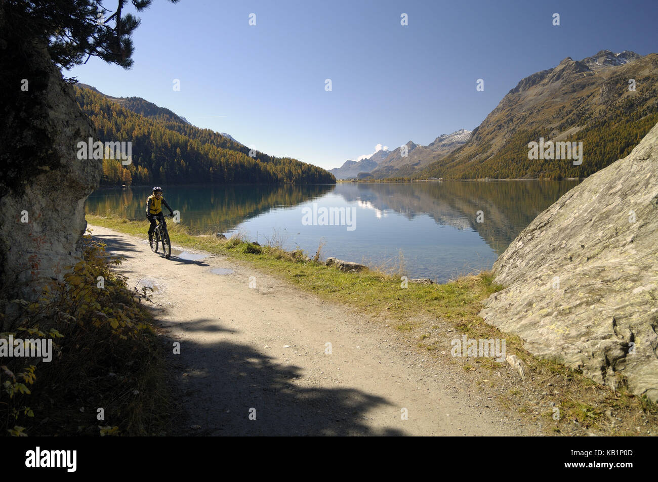 Woman mountain lake canton hi-res stock photography and images - Alamy