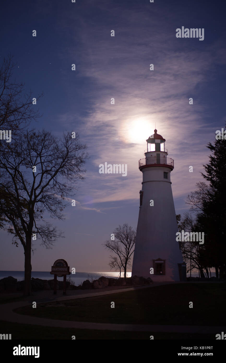 Ohio historic lighthouse landmark hi-res stock photography and images ...