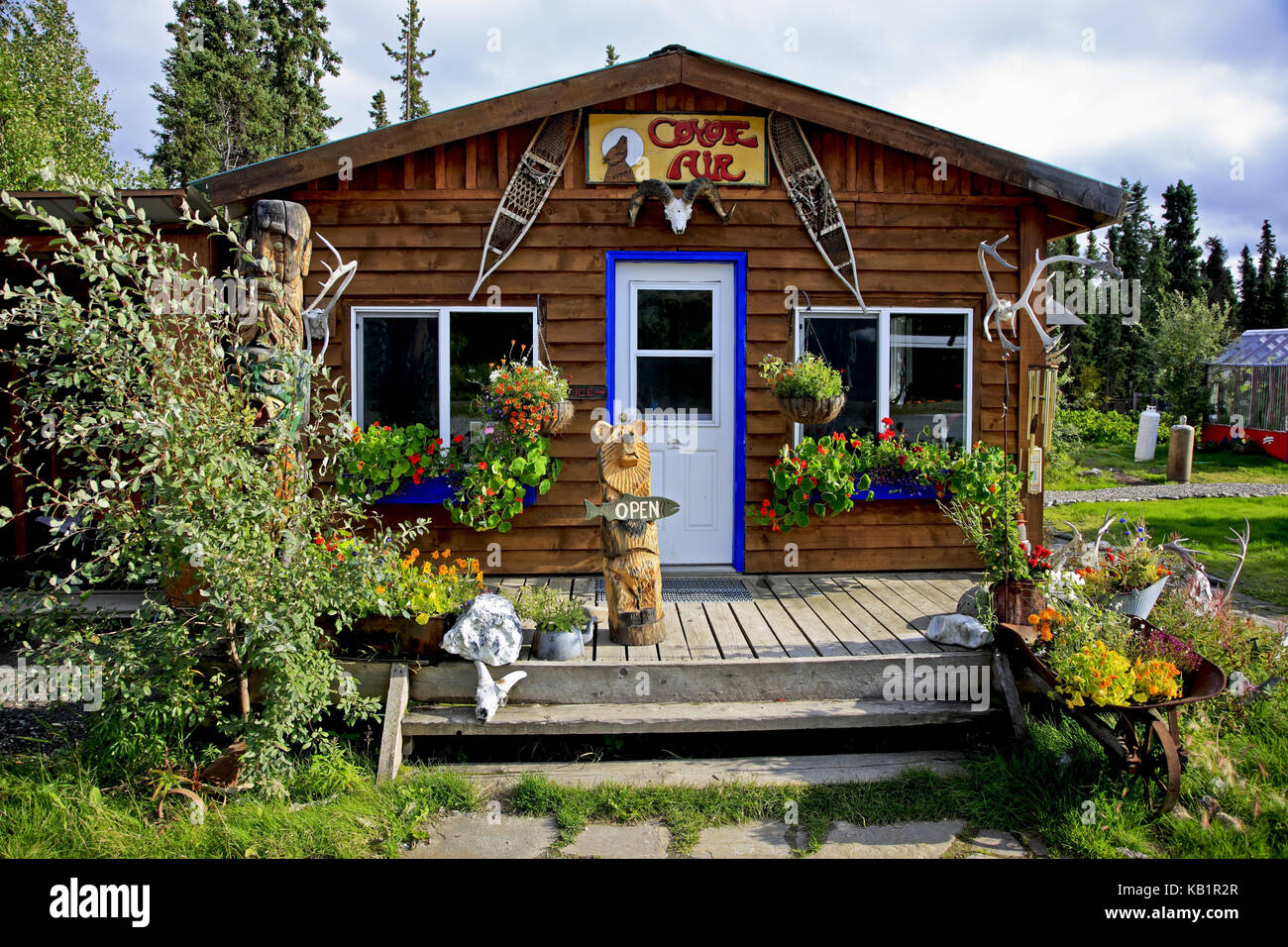 Brooks hut hi-res stock photography and images - Alamy
