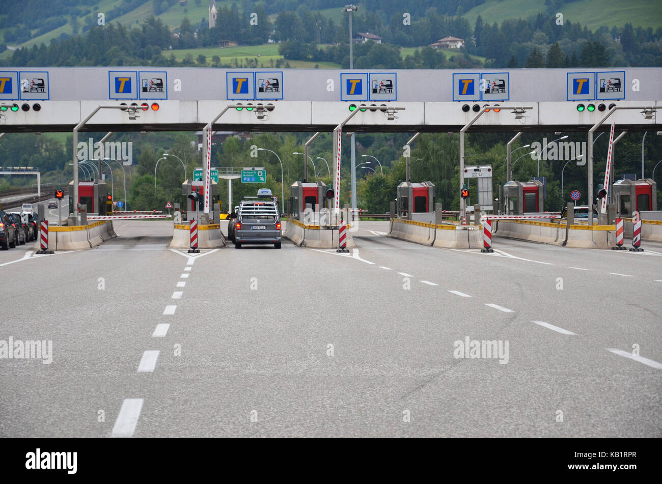 Street Toll High Resolution Stock Photography and Images - Alamy