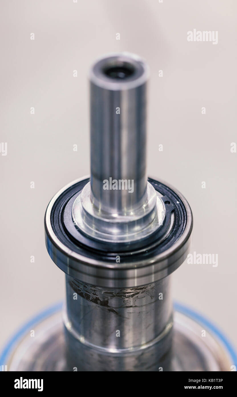 Steel axles hi-res stock photography and images - Alamy