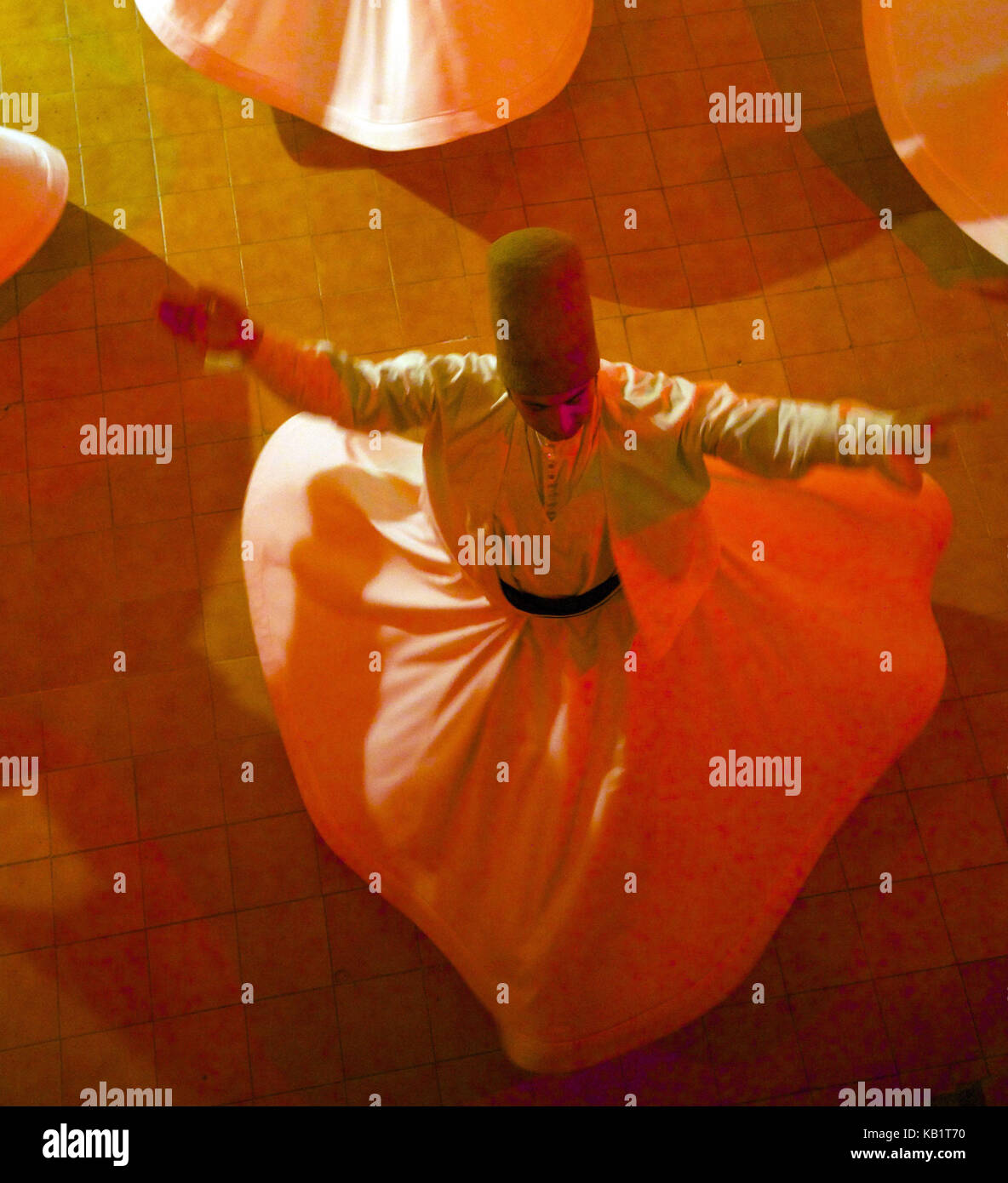 Dancing dervishes hi-res stock photography and images - Alamy