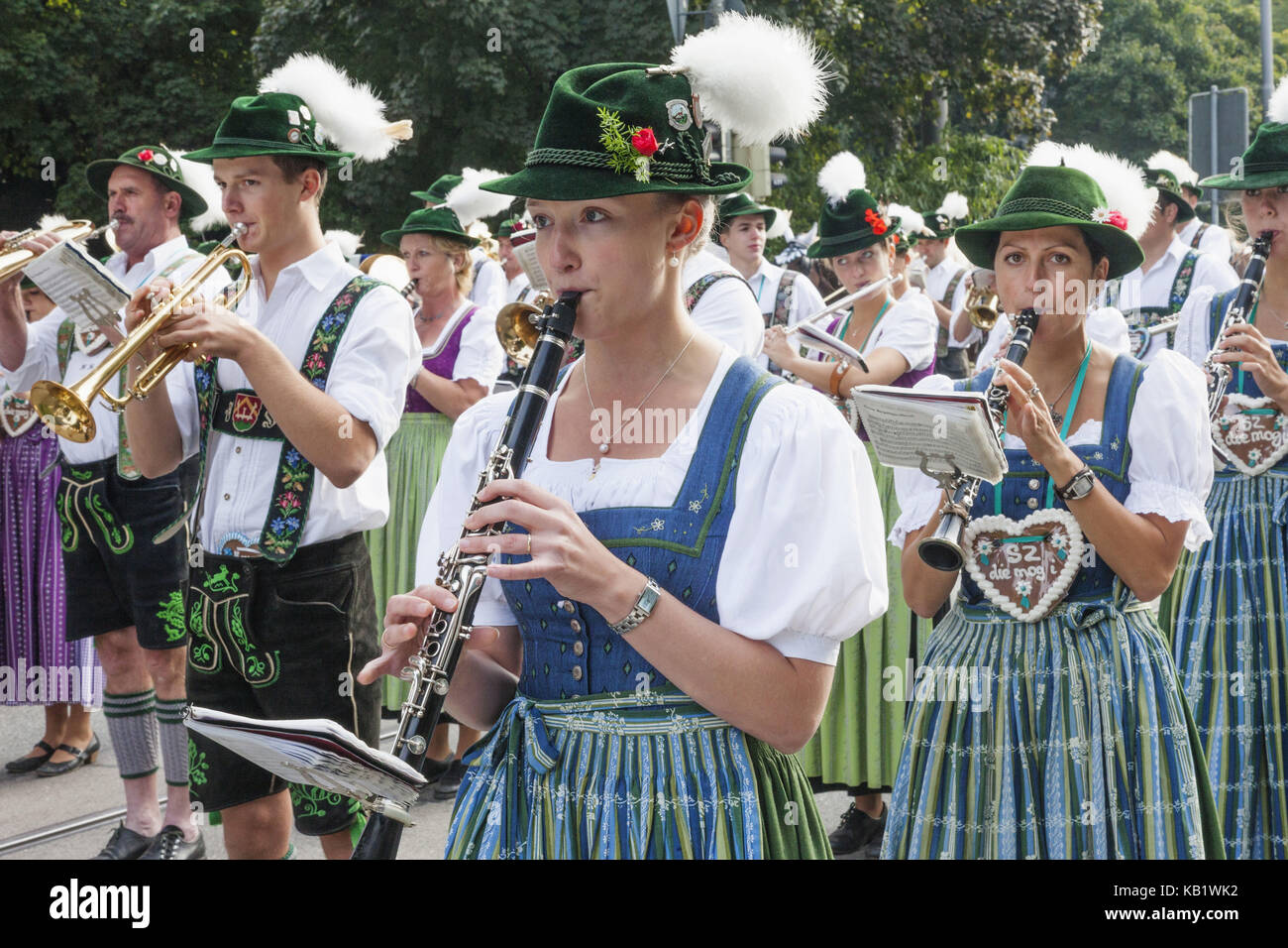 Oktoberfest hi-res stock photography and images - Alamy