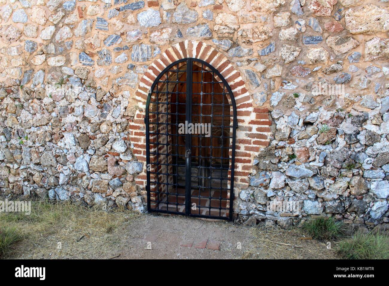 Forged lattice in the archway of Alanya Castle (Alanya, Turkey Stock ...