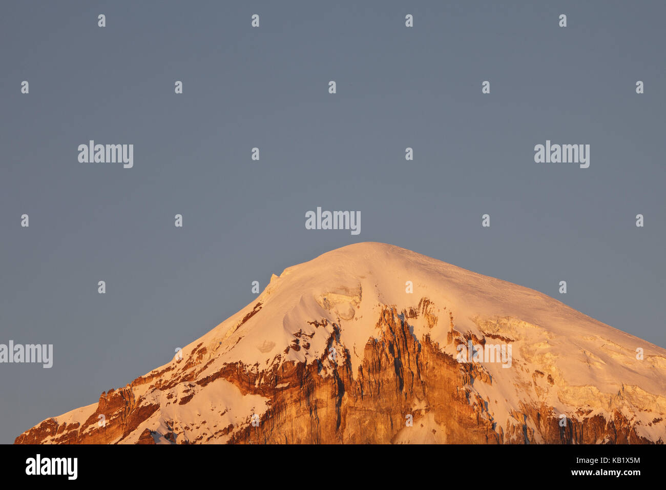 Nevado sajama hi-res stock photography and images - Alamy