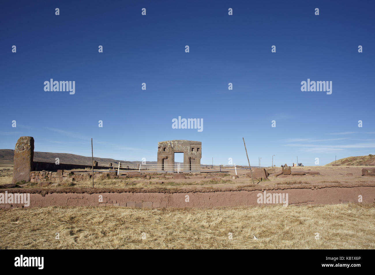 Gate of the sun at tiwanaku hi-res stock photography and images - Alamy