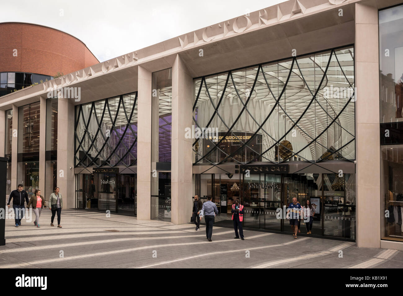 Victoria gate shopping centre hi-res stock photography and images - Alamy